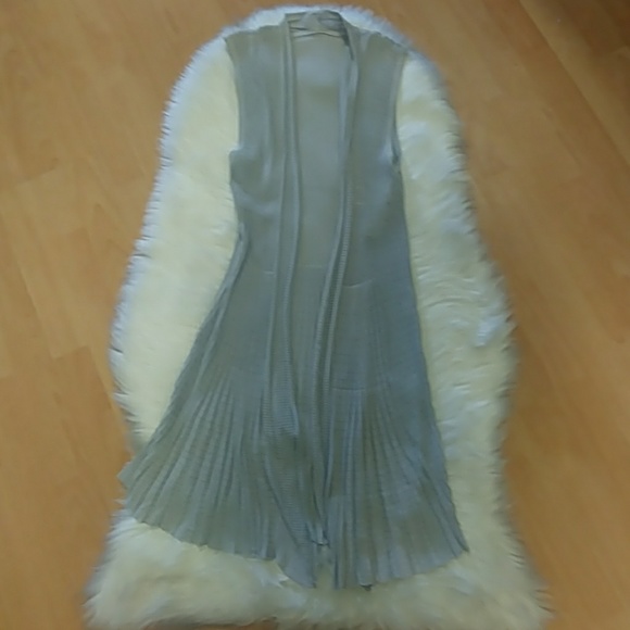 Xoxo, Carly | Sweaters | Gray Vest Cardigan Topper | Poshmark